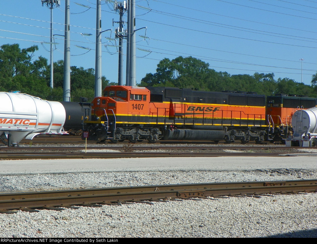 BNSF 1407